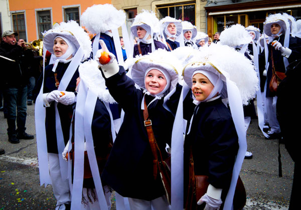 Carnaval de Binche na Bélgica, um dos mais famosos da Europa!
