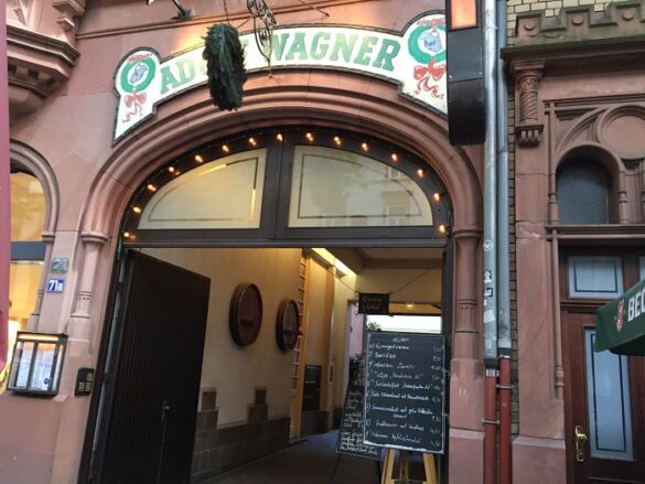 Apfelwein Wagner, o restaurante que é uma tradição em Frankfurt